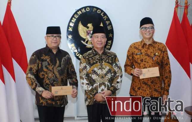 Dr. Setyo Utomo Resmi Menjabat Asisten Deputi Koordinasi Penegakan ...